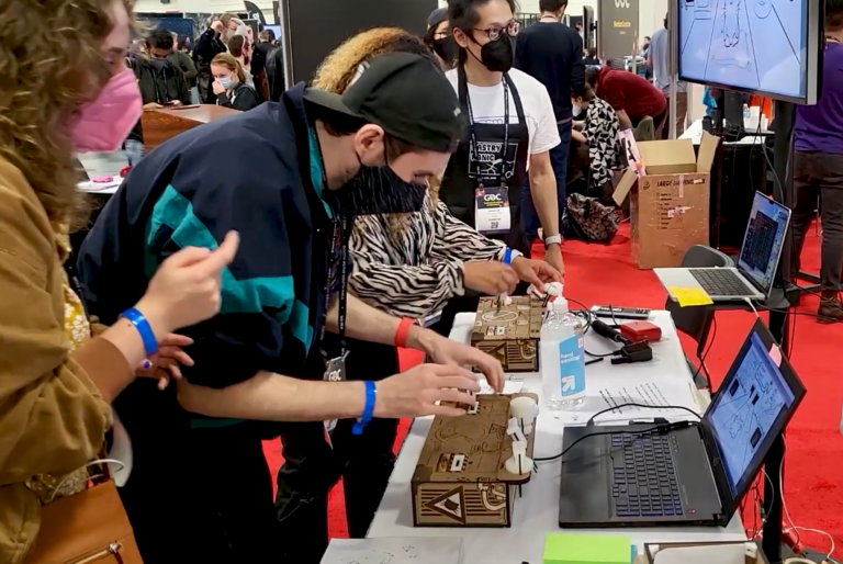 Shake That Button – Alternative controllers, video game installations and playful performances